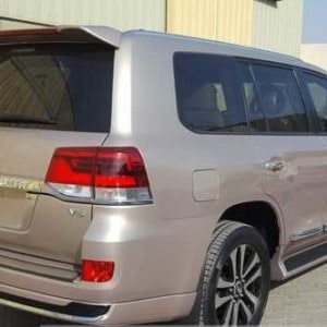 TOYOTA LAND CRUISER V8 – Providing Car rental in Rwanda